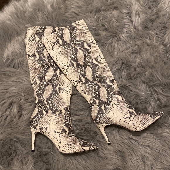 Steve Madden | Shoes | Brand New Steve Madden Snake Knee High Boots ...